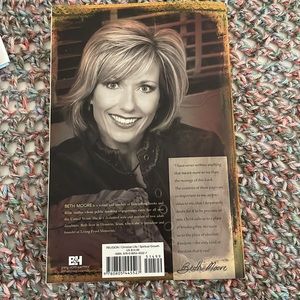 Book | Accents | Beth Moore Breaking Free Discover The Victory Of Total ...